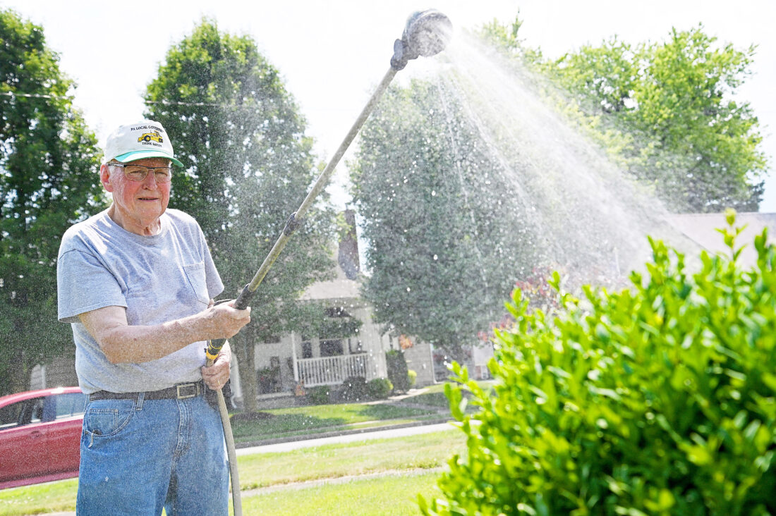 Keeping cool | News, Sports, Jobs - Altoona Mirror